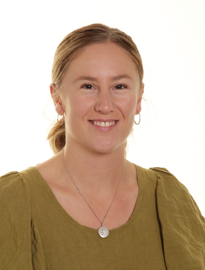 Contact – Wellington High School